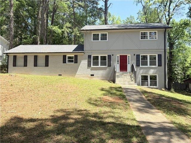 4326 Autumn Hill Dr, Stone Mountain, GA 30083