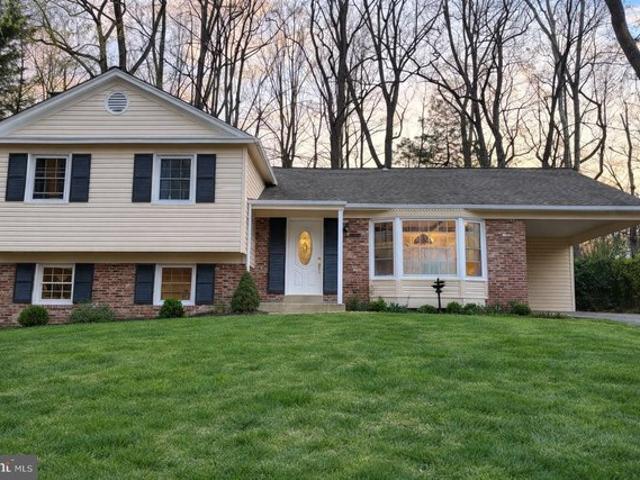 4326 Duncan Dr, Annandale, VA 22003