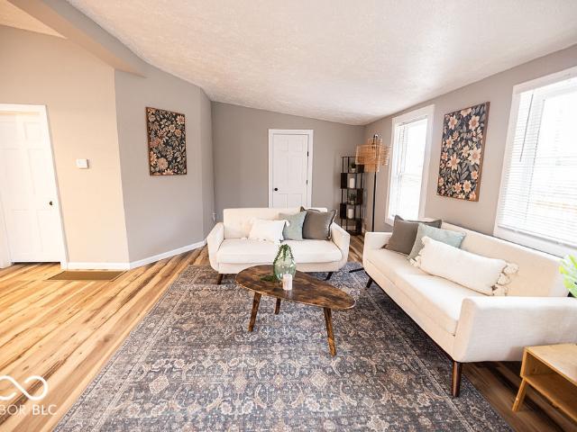 4326 E County Road 500 S