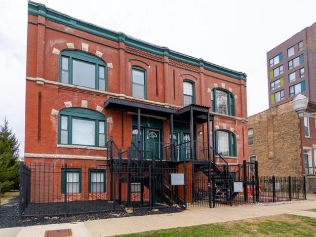 4326 S Calumet Ave, Chicago, IL 60653