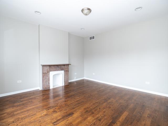 4326 s calumet avenue # 2
