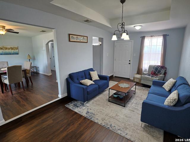 4326 Spring Oak