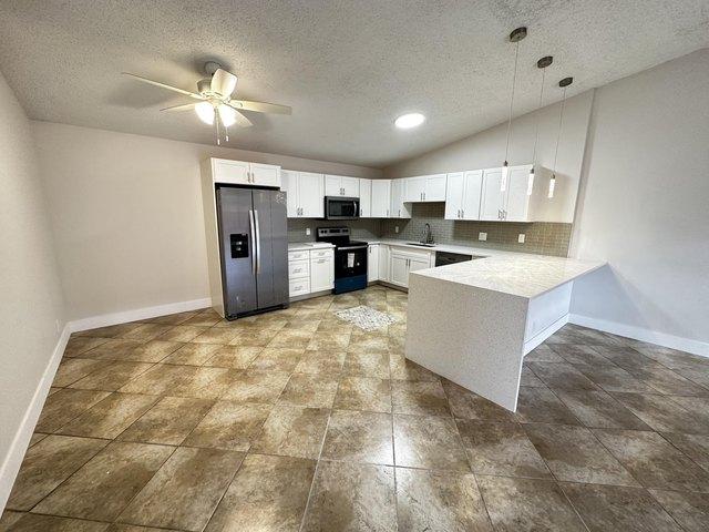 4326 Woodstock Dr Apt C, West Palm Beach, FL 33409
