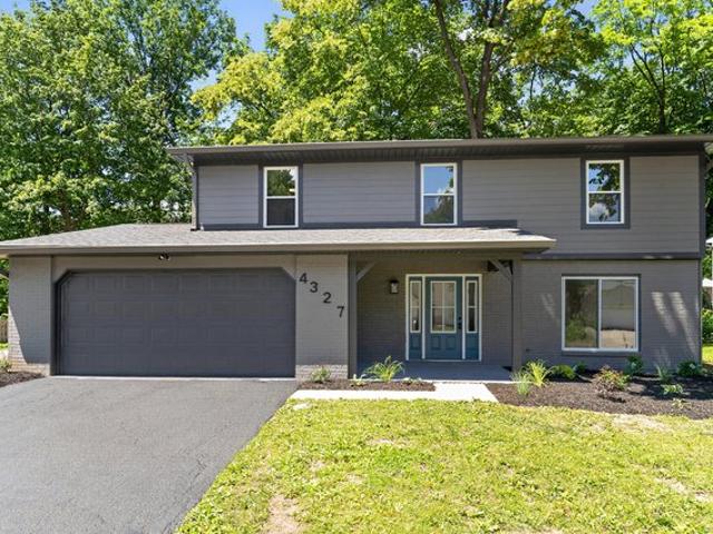 4327 Ashwood Dr, Indianapolis, IN 46268