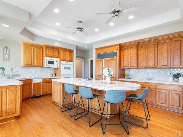 4327 Hollyhill Road