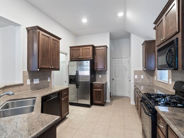 4327 Wellington Grove Lane