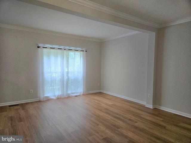43283 Chokeberry Square