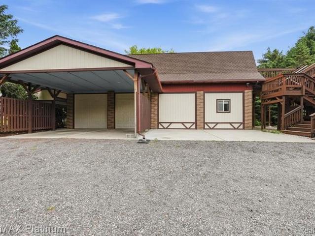 4328 N Gale Rd, Richfield Township, MI 48423
