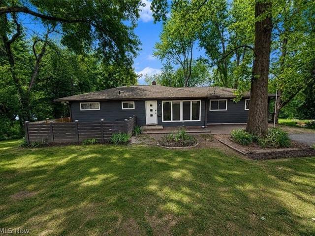 4328 Sunnybrook Rd, Kent, OH 44240