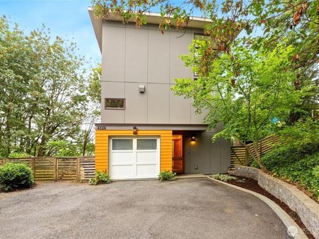 4328 S Bennett St, Seattle, WA 98118