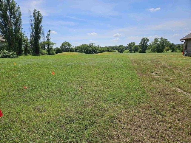 4329 Quail Ridge Dr, Winfield, KS 67156