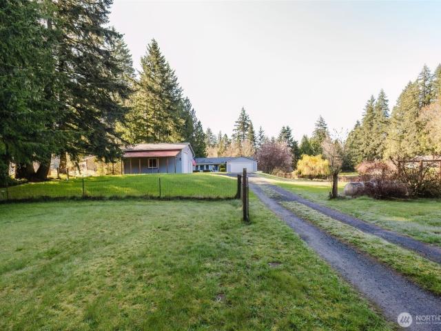 4329 SW Weyers Lane