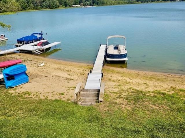 4329 Swan Lk Unit 28, Bloomingdale, MI 49026