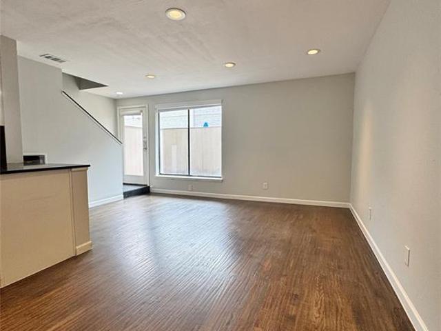 4320 Cole Avenue # 2