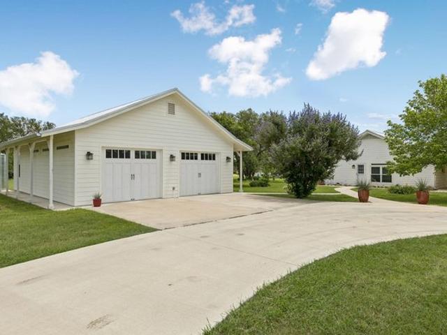 4320 County Road 223, Florence, TX 76527