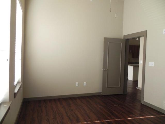 4320 Dickason Avenue # 402