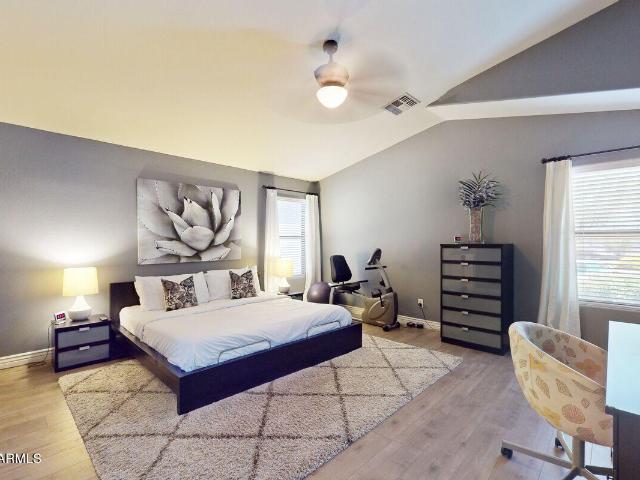 4320 e vista bonita drive