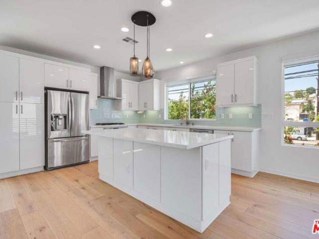 4320 Eagle Rock Boulevard 1