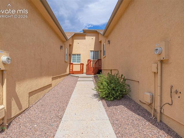 4320 Parque Vista Point