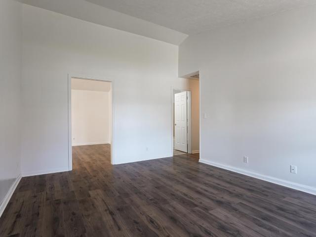 4320 Roundtable Court