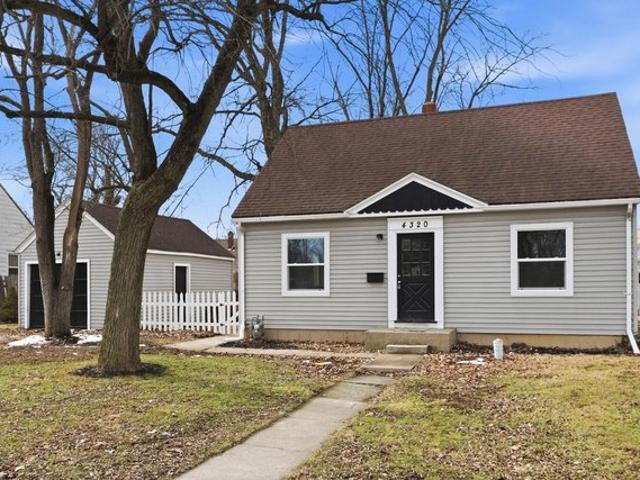 4320 SW Anthony Wayne Dr, Fort Wayne, IN 46806