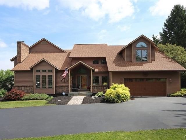 4320 Trout Lilly Ln, Manlius, NY 13104