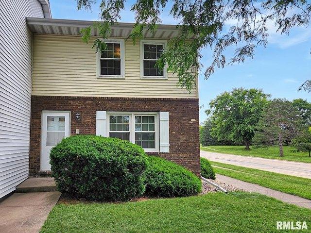 4320 W Shawnda Ct, Peoria, IL 61615