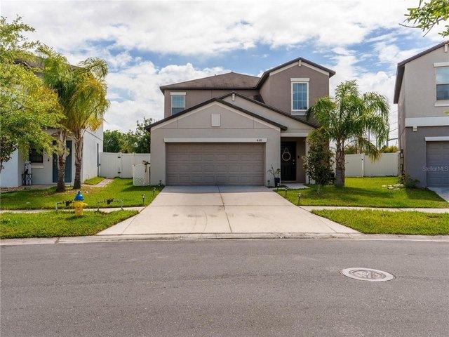 4321 Globe Thistle Dr, Tampa, FL 33619