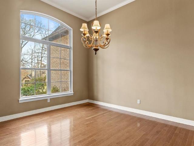 4321 Lazy Creek Drive