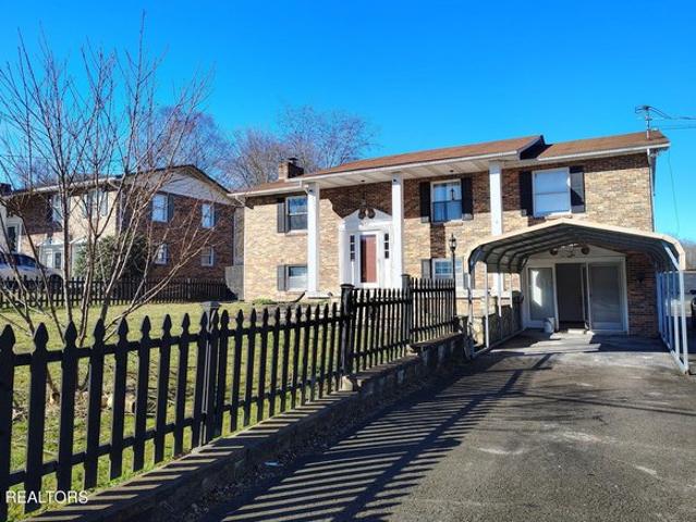 4321 Stone Mountain Rd, Coeburn, VA 24230