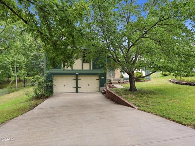 4321 S Sergeant Ave, Joplin, MO 64804