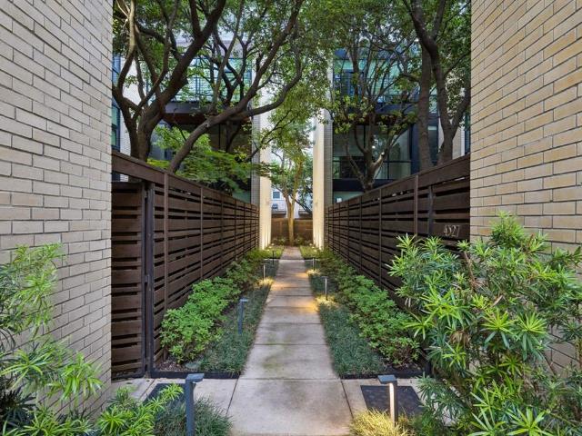 4321 Travis St, Dallas, TX 75205 | MLS #21250 | Compass