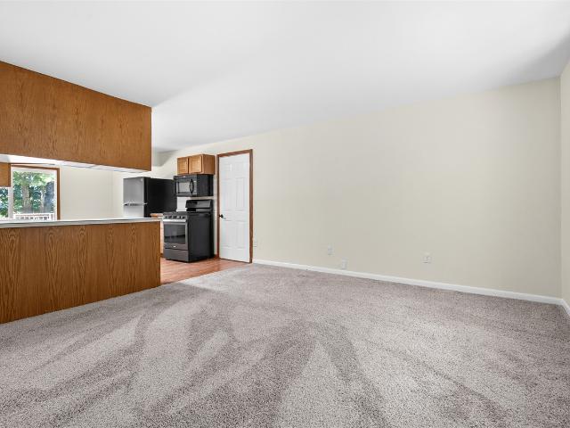 4321 Wolf Drive