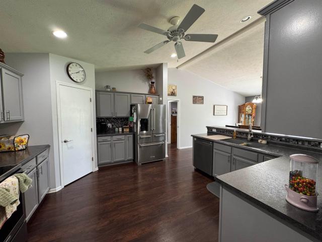 4322 Coquette Drive