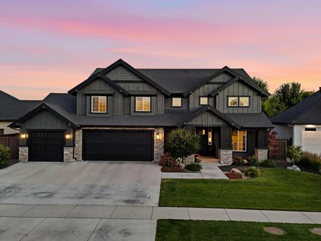 4323 W Ladle Rapids St, Meridian, ID 83646