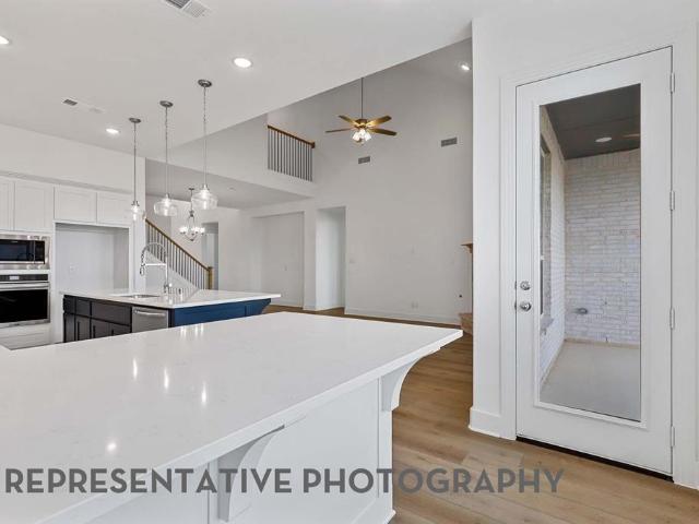 4323 Wildflower Lane