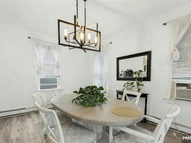 432 9th Street