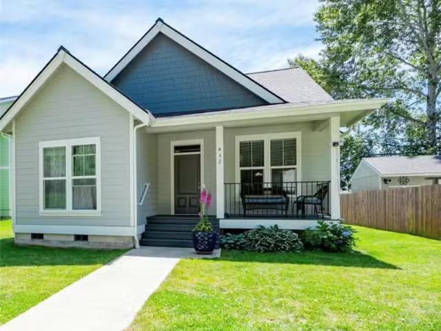 432 A ST, BLAINE, WA 98230 Single Family Residence For Sale M.