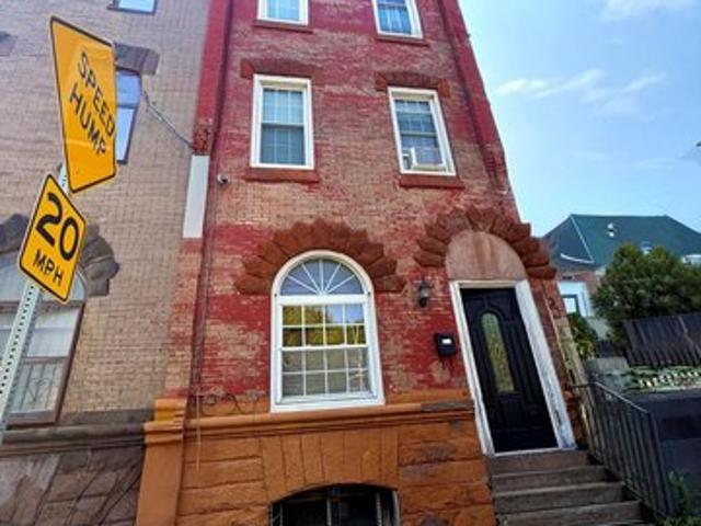 432 Diamond St, Philadelphia, PA 19122