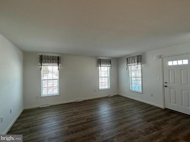 432 Eastwood Lane