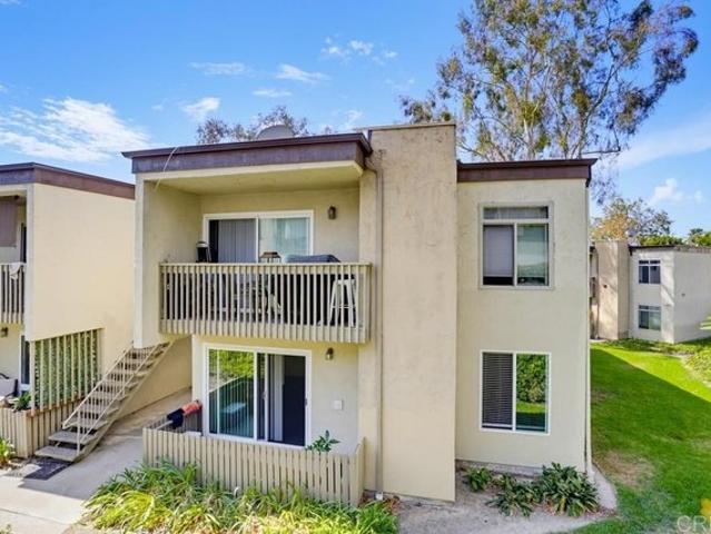 432 Edgehill Ln Unit 156, Oceanside, CA 92054