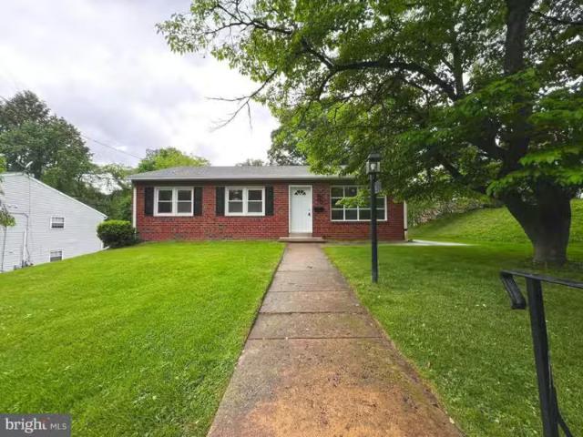 432 HARMON RD, PHILADELPHIA, PA 19128 Single Family Residence.