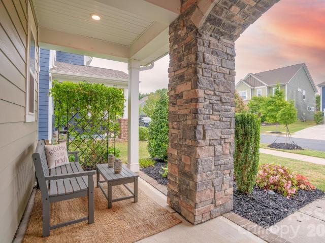 432 Hudson Pl, Davidson, NC 28036 | MLS #4377 | Compass