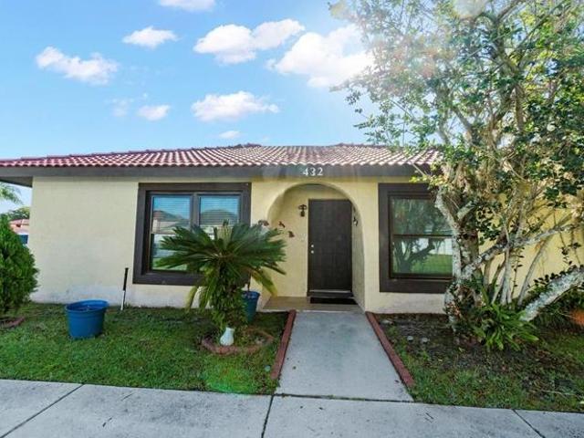432 Hunter Cir, Kissimmee, FL 34758