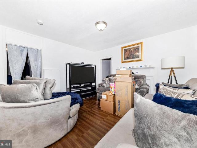 432 N Bentz