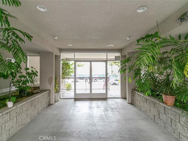 432 N Kenwood St, Unit 206, Glendale, CA 91206 | MLS #GD26093 | Compass