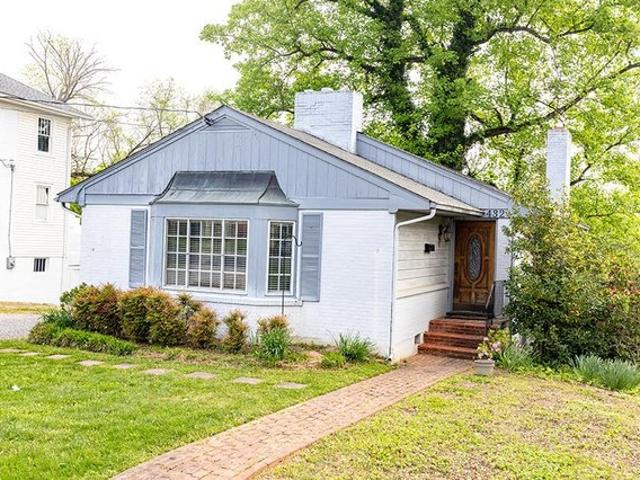 432 N Market St, Salem, VA 24153