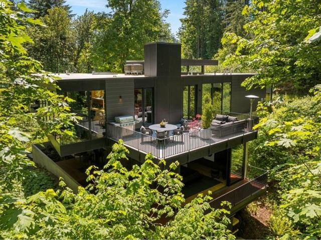 432 NW Royal Blvd, Portland, OR 97210