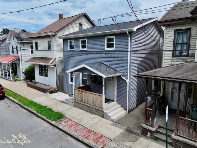 432 S 4TH Street