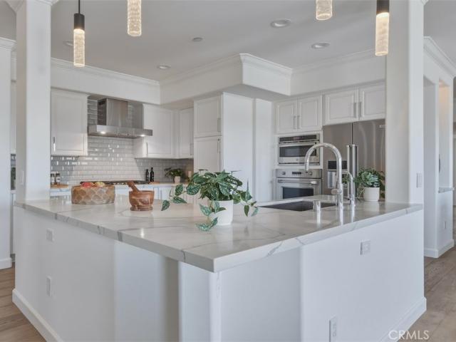 432 S Willaman Dr, Unit 401, Los Angeles, CA 90048 | MLS #SR26132